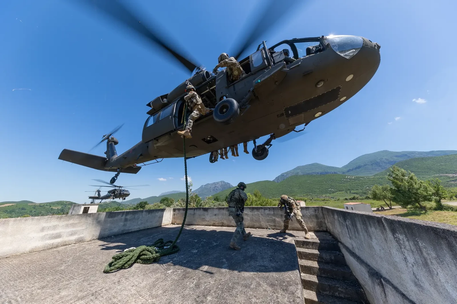 Heliops Magazine - KiaKaha Media Ltd - Albanian Hawks - The UH60 enters ...