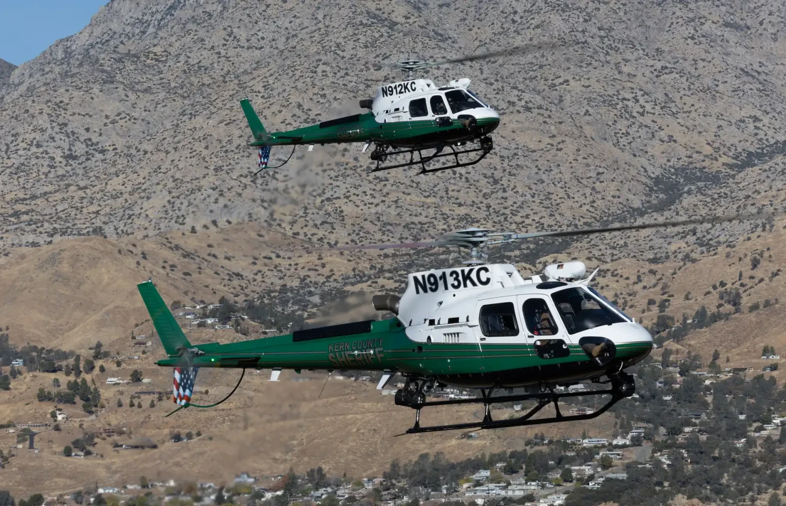 Heliops Magazine - KiaKaha Media Ltd - The Third Generation - Kern ...